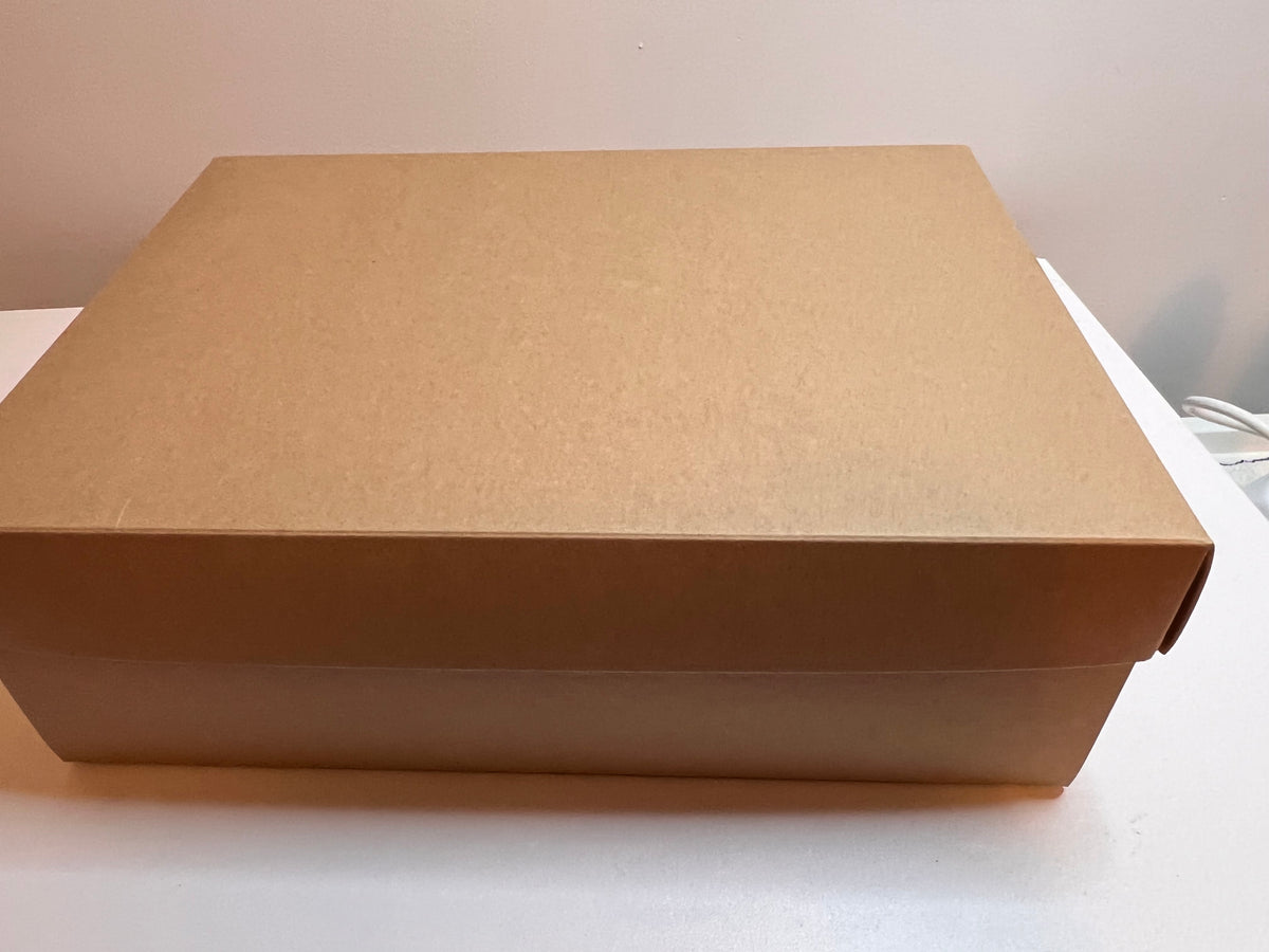 Medium Cardboard Box – The Good Box Gift Co.